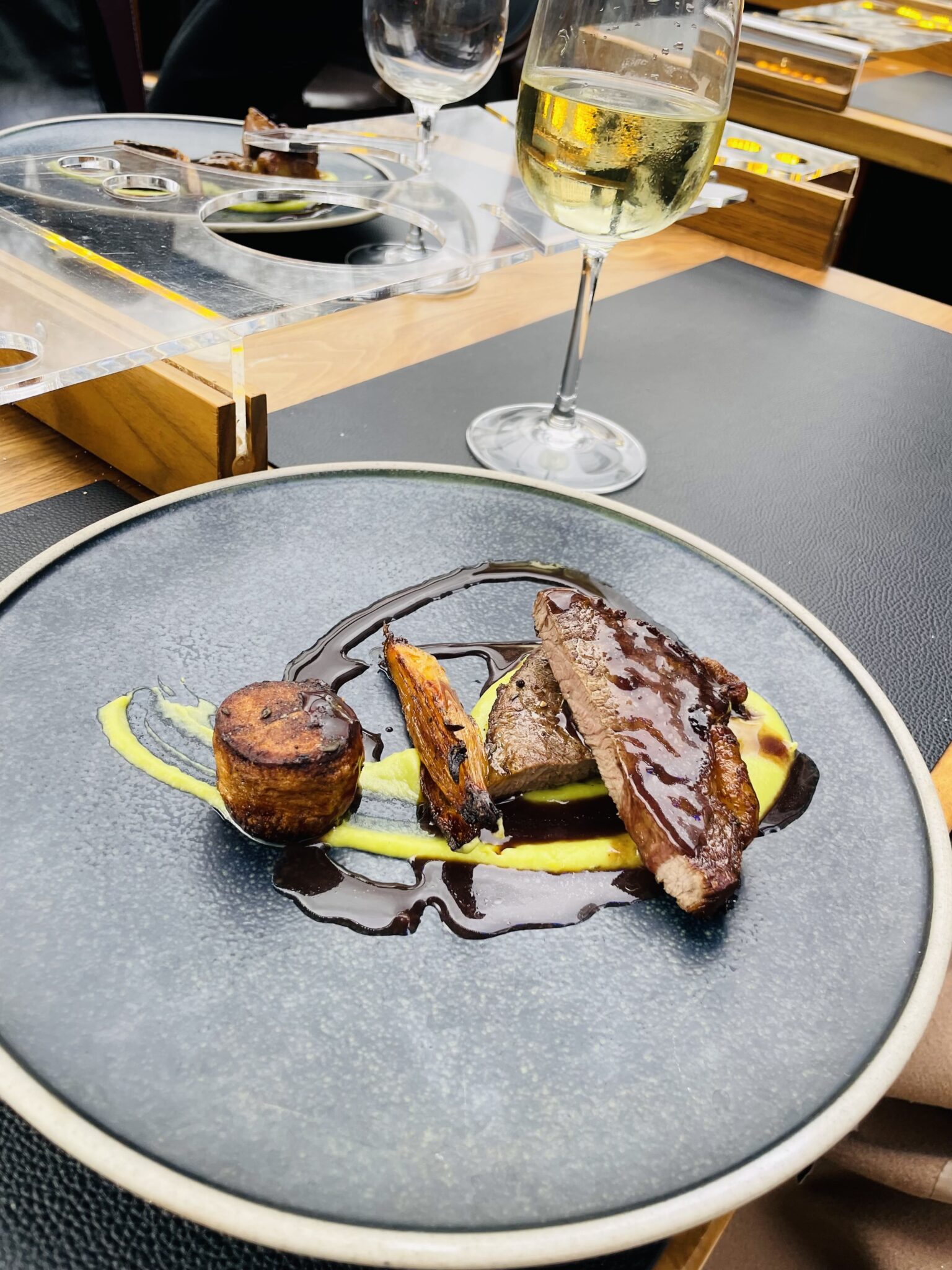 Sightseeing & Fine Dining on Bustronome – Affinity – Luxury Lifestyle ...